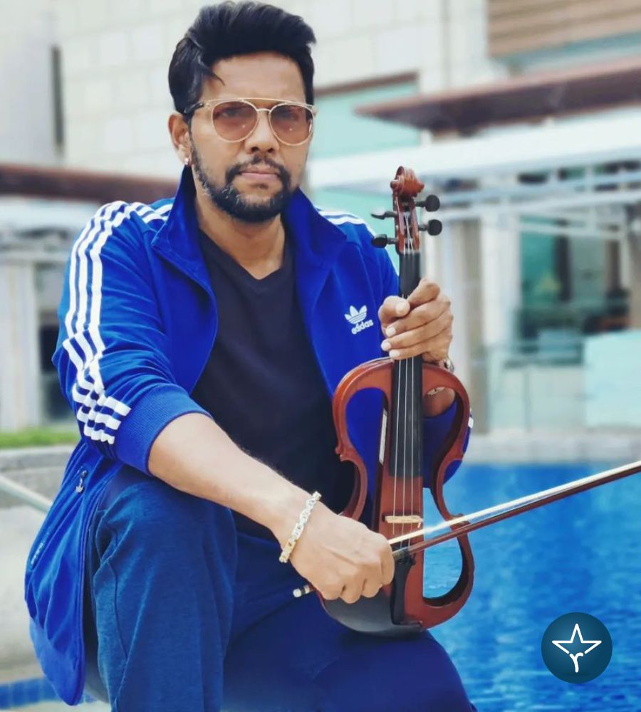 Sandeep Thakur Violinist Wiki Height Weight Age Biography And More