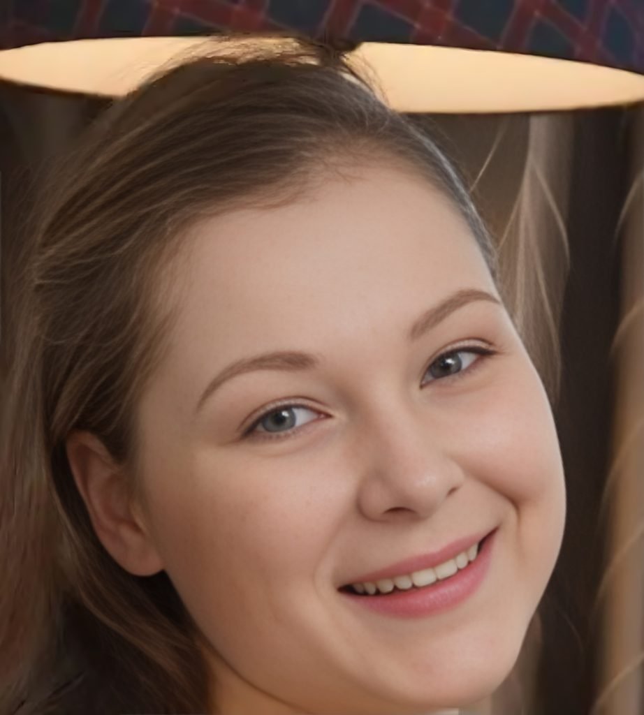 Sarah Dele (Actress) Age, Wiki, Height, Biography, Ethnicity, Net Worth ...