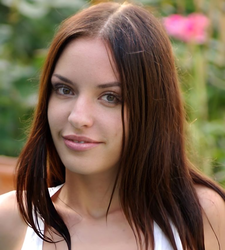 Inez Steffan (Actress) Age, Wiki, Biography, Ethnicity, Photos, Husband ...