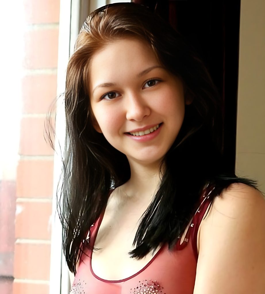 Lulu Reynolds (Actress) Wiki, Age, Family, Boyfriend, Net Worth ...