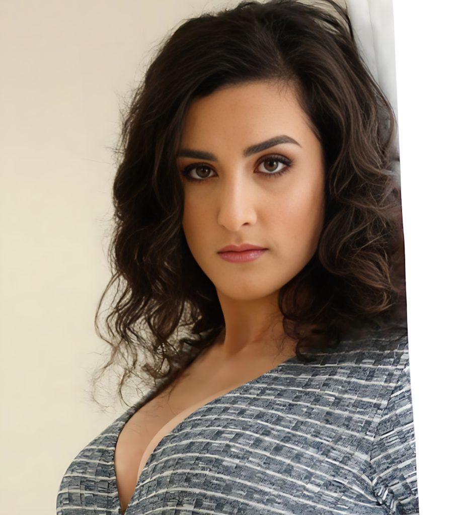 Lyra Lockhart (Actress) Wiki, Age, Family, Boyfriend, Photos, Videos ...