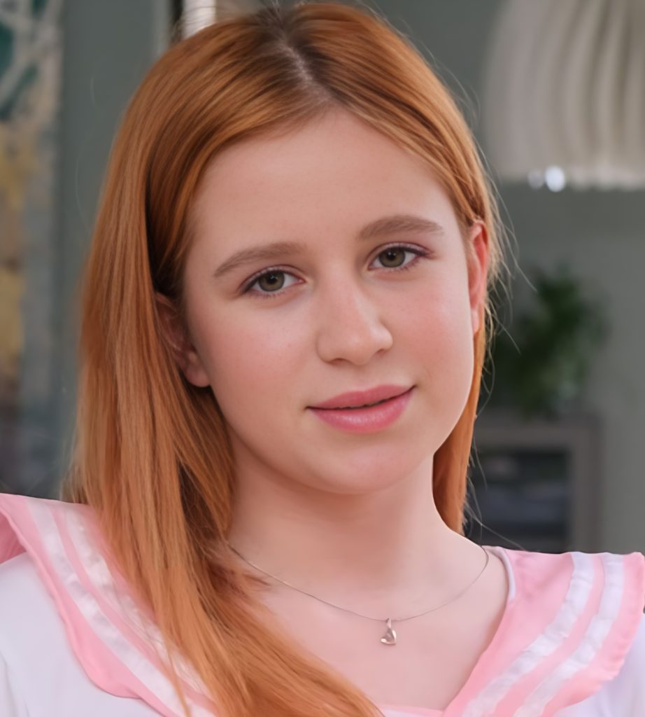 Red Louboutin (Actress) Age, Videos, Biography, Height, Weight ...