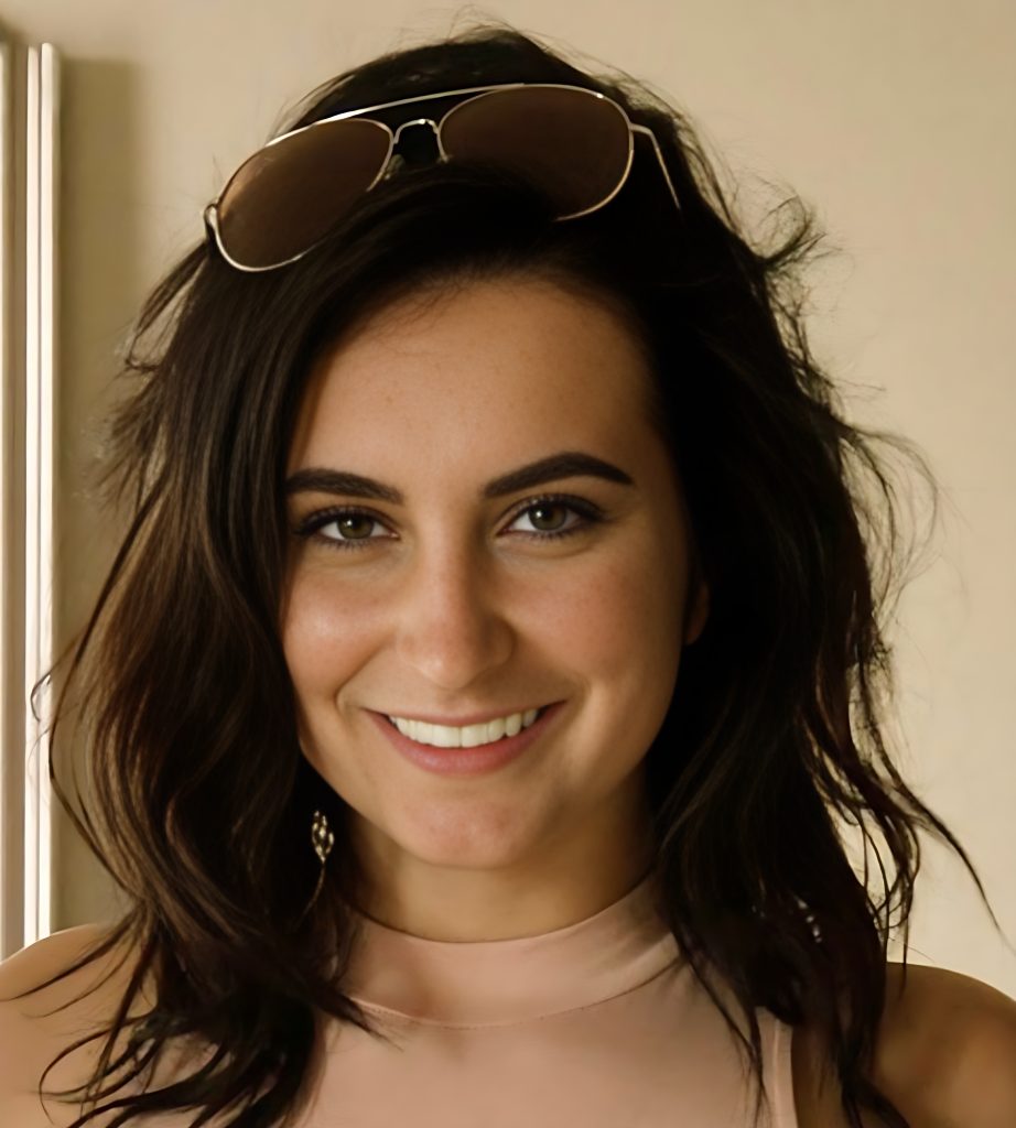 Sidney Alexis (Actress) Age, Height, Videos, Weight, Biography ...