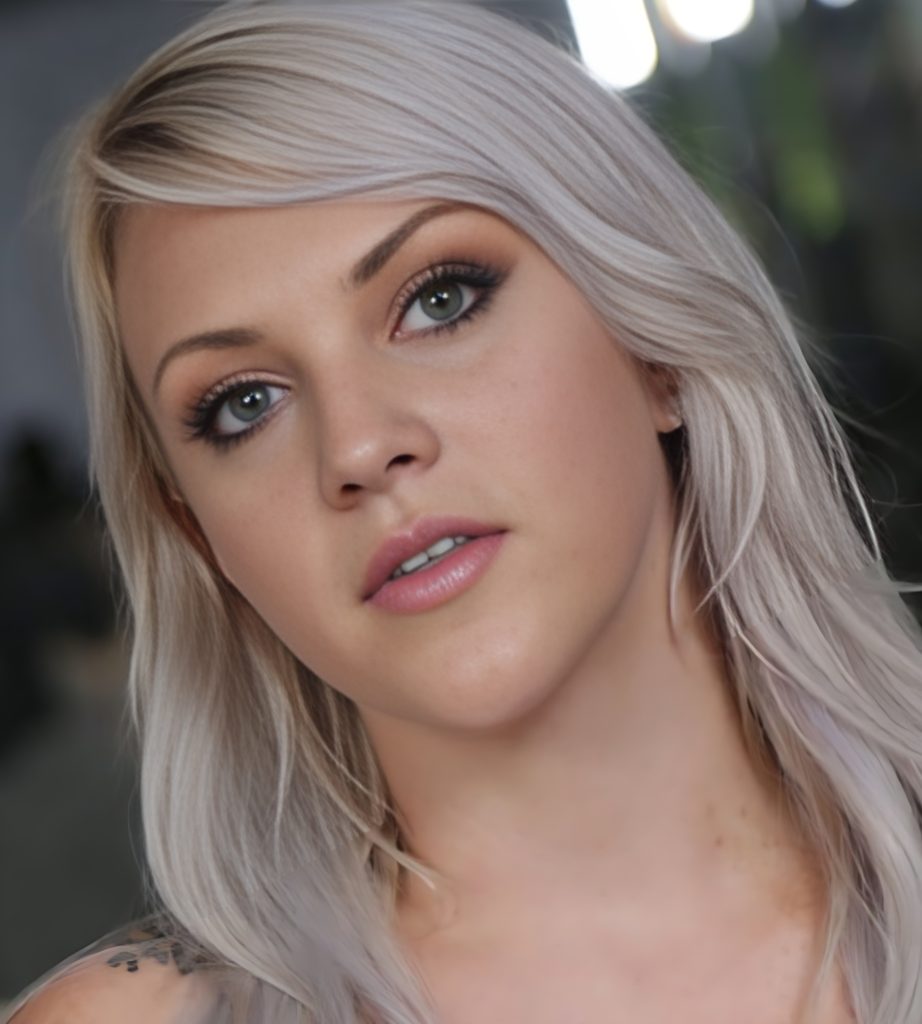 Sunny Hart (Actress) Family, Age, Boyfriend, Career, Photos, Videos ...