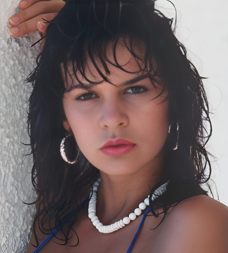 Donna Ewin (Actress) Age, Career, Height, Weight, Husband, Wikipedia, Biography, Photos, Videos ...