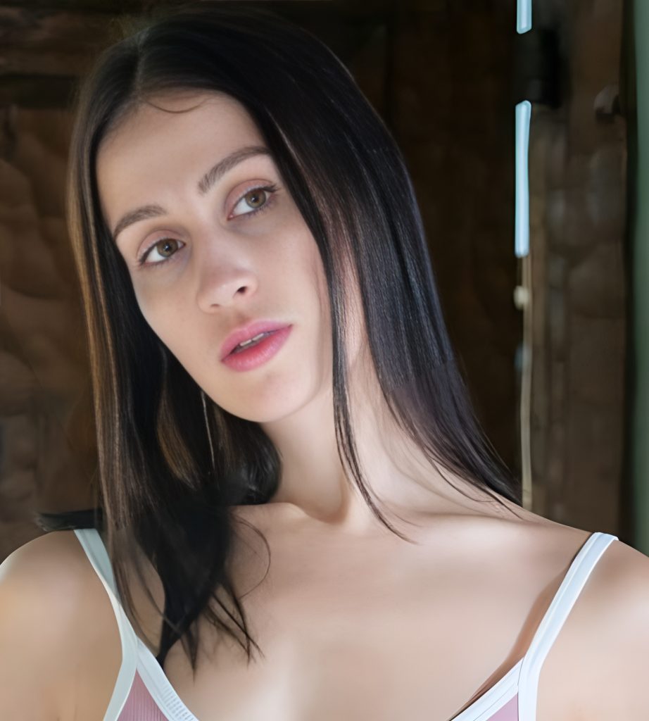 Jessika Night (Actress) Height, Biography, Videos, Photos, Age, Wiki, Weight, Movies and More