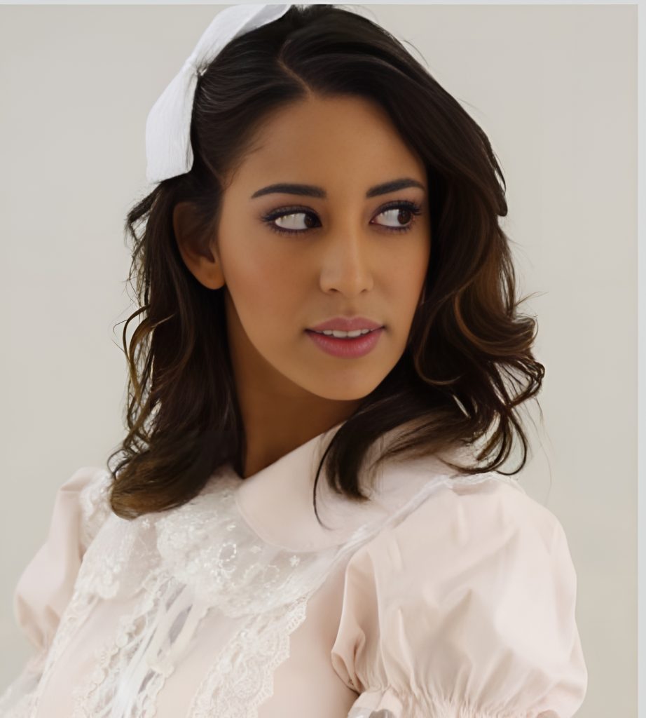 Penelope Stone (Actress) Age, Biography, Wiki, Boyfriend, Weight, Height and More