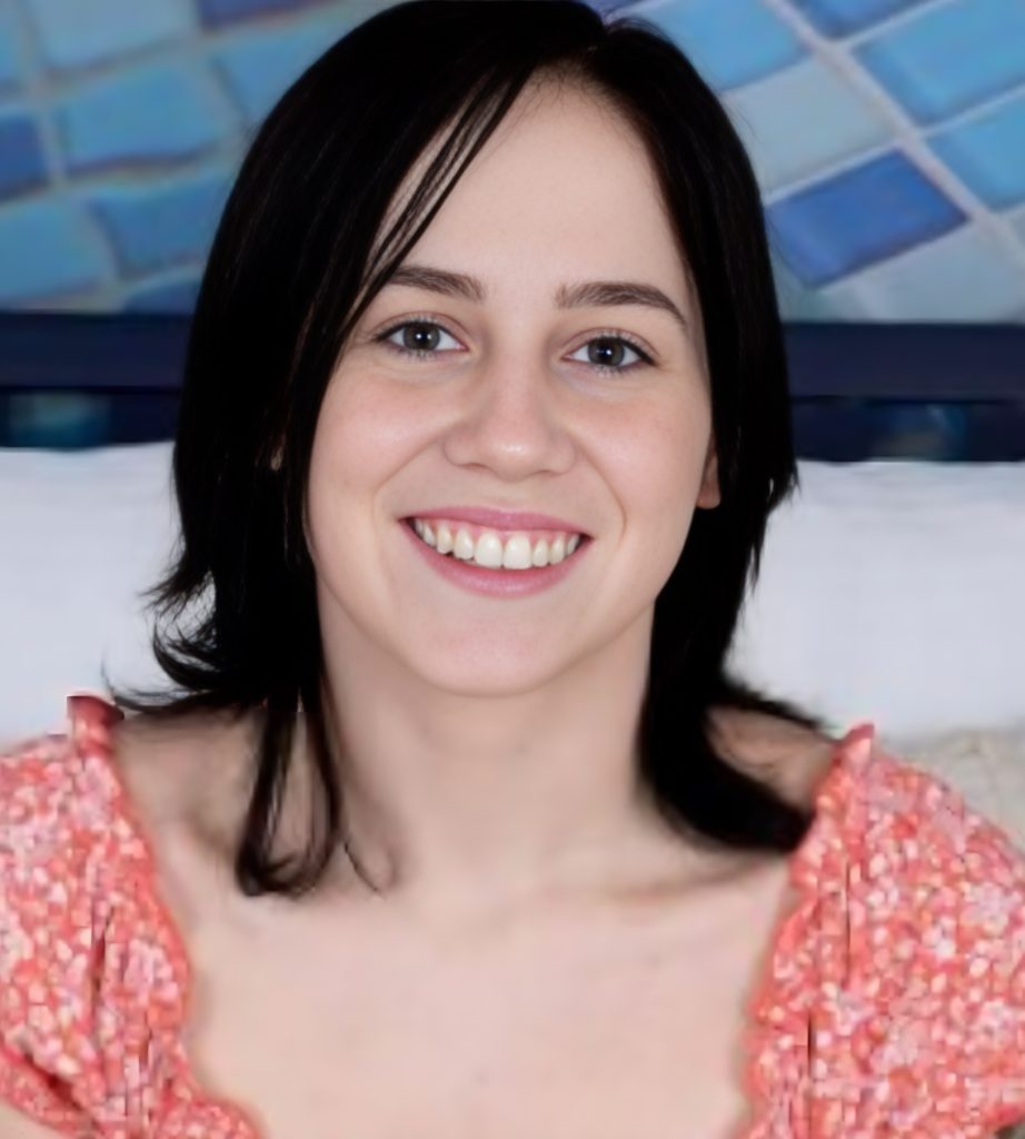 Remi Jones (Actress) Height, Weight, Videos, Age, Biography, Boyfriend ...