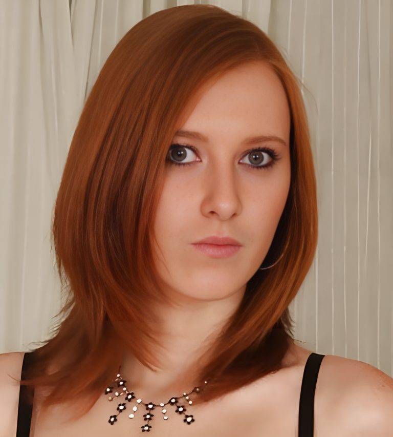 Linda Sweet (Actress) Age, Height, Weight, Wiki, Biography, Boyfriend ...