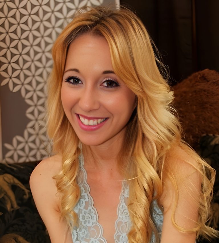 Emma Haize (Actress) Wiki, Age, Biography, Height, Photos, Videos ...