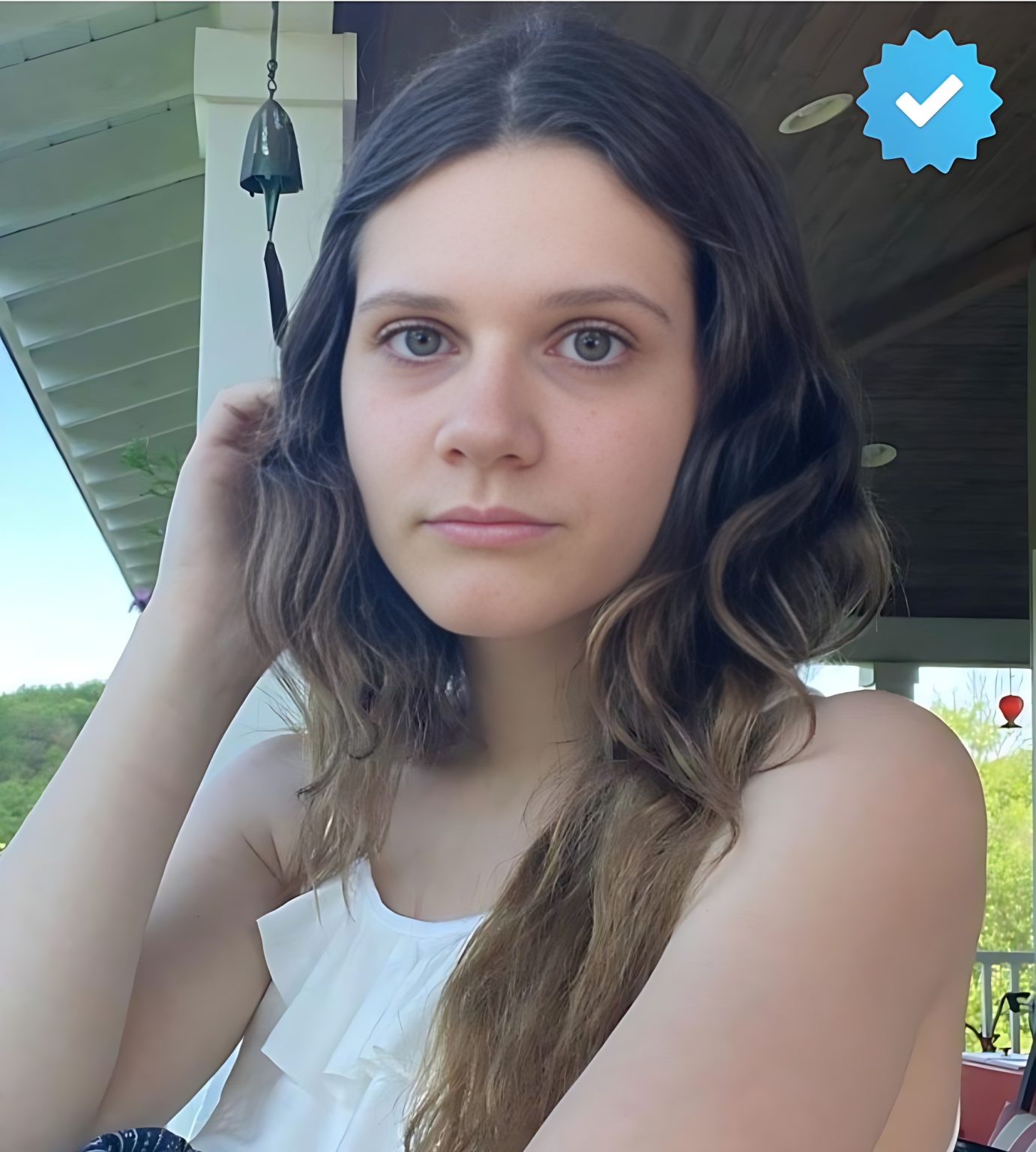 Anna Elizabeth Stern (Actor & Singer) Age, Height, Weight, Wiki ...