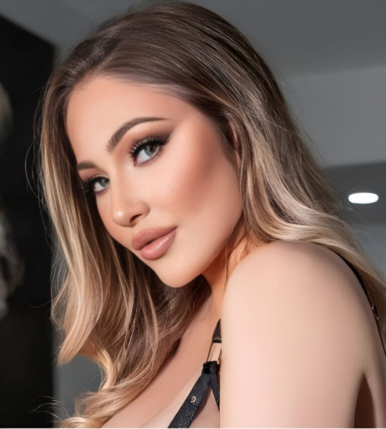 Aria Six (Actress) Wiki, Family, Age, Biography, Photos, Videos & More
