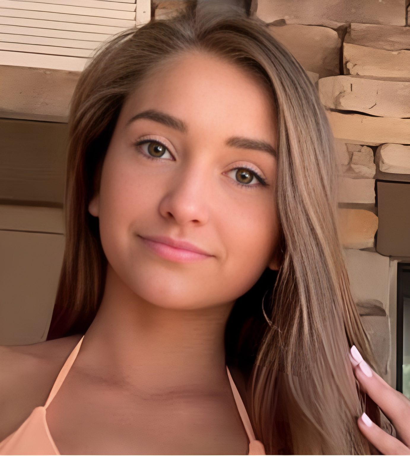 Skylar Mae (Model) Age, Husband, Family, Photos, Videos, Net Worth ...